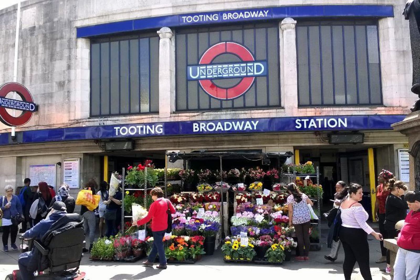 Living in Tooting Bec - Area Guide | Foxtons
