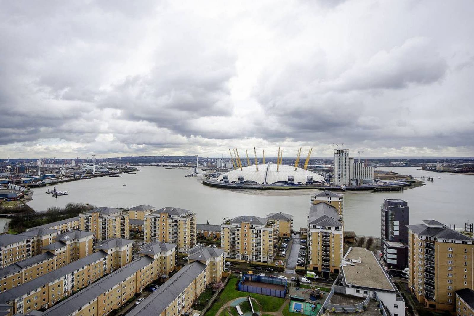 Living in E16 - Area Guide | Foxtons