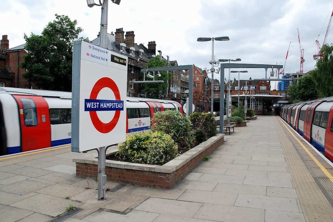 Living in Nw6 - Area Guide | Foxtons