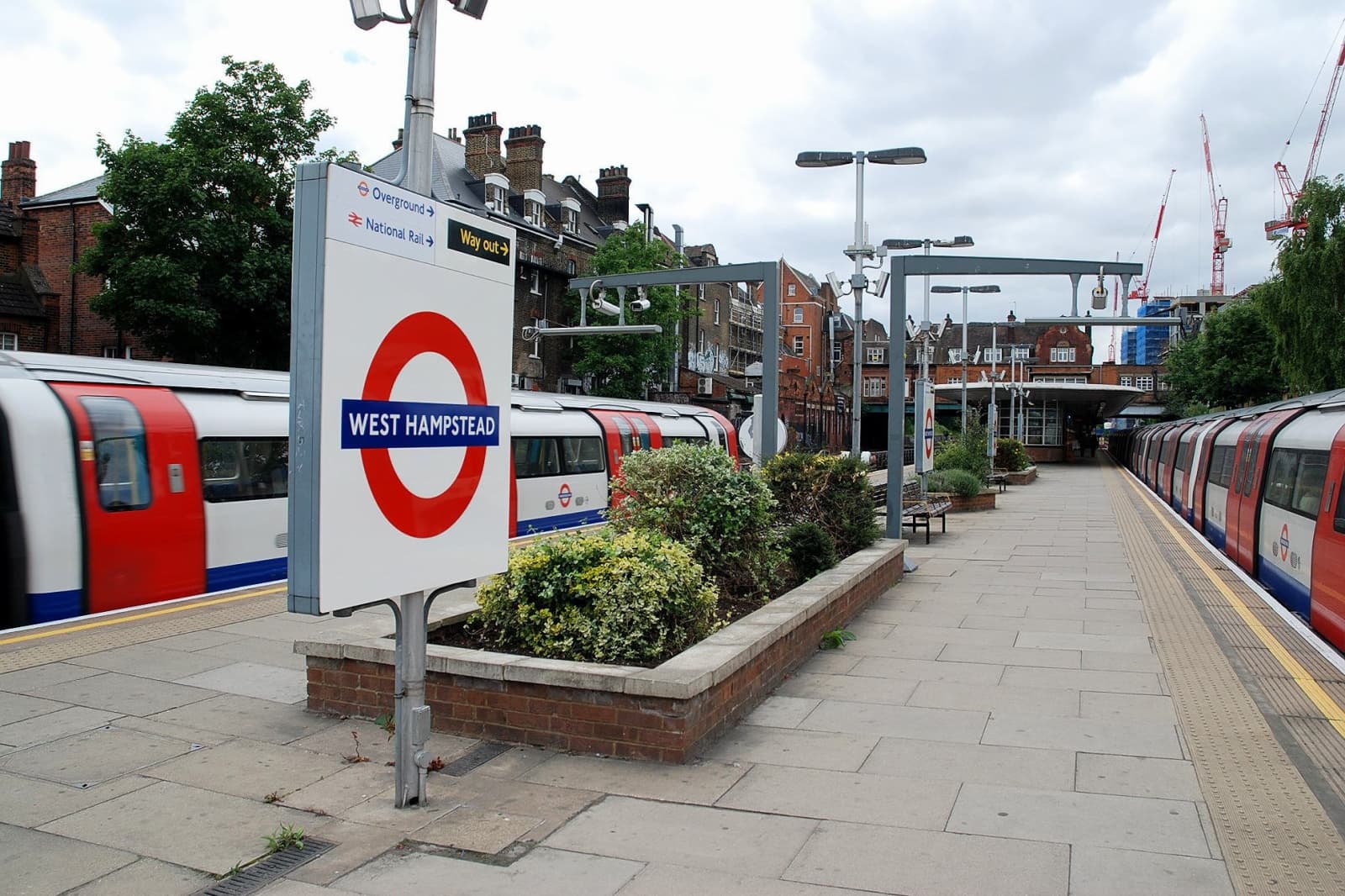 Living in Nw6 - Area Guide | Foxtons