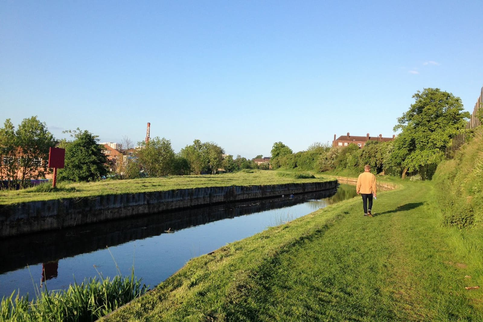 Living in N17 - Area Guide | Foxtons