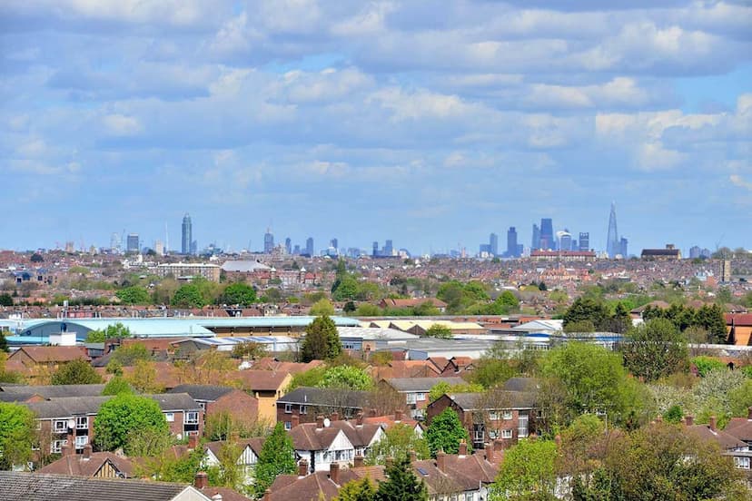 Living in Hackbridge - Area Guide | Foxtons