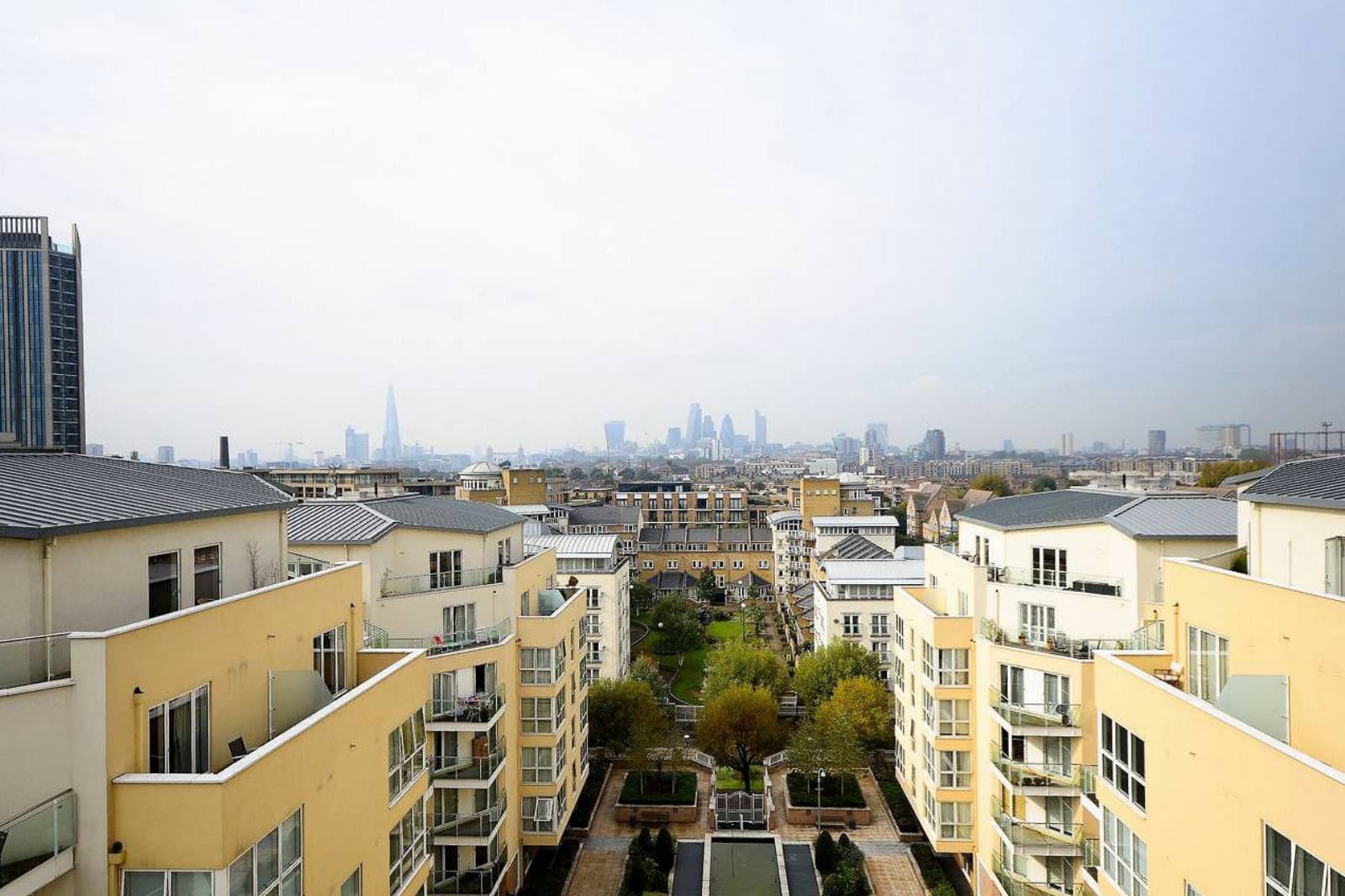Living in Se16 - Area Guide | Foxtons