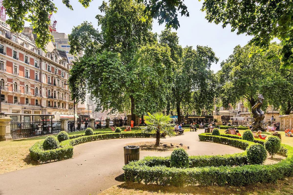 Living in Sw1 - Area Guide | Foxtons