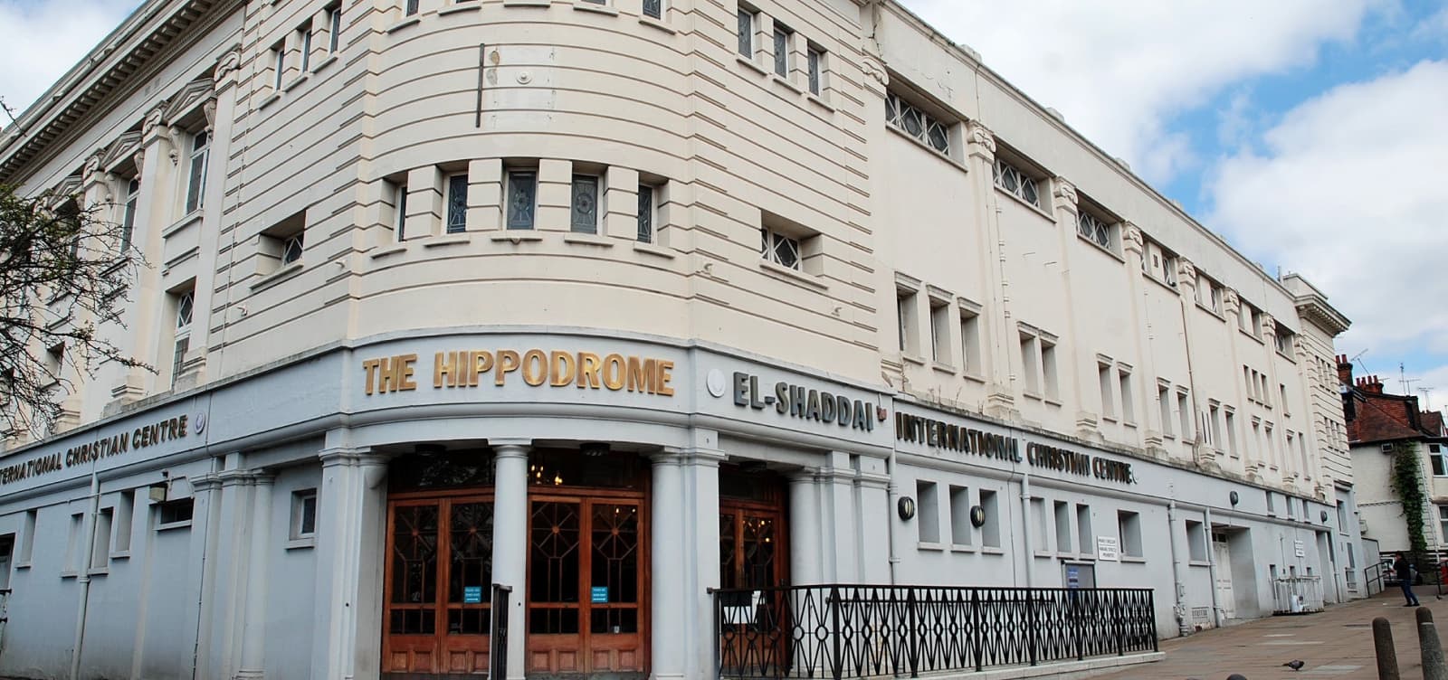 Living in Temple Fortune - Area Guide | Foxtons