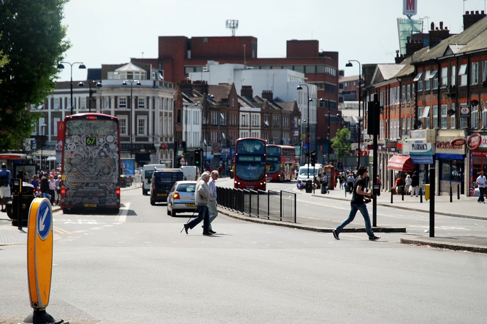 Living in Wood Green - Area Guide | Foxtons