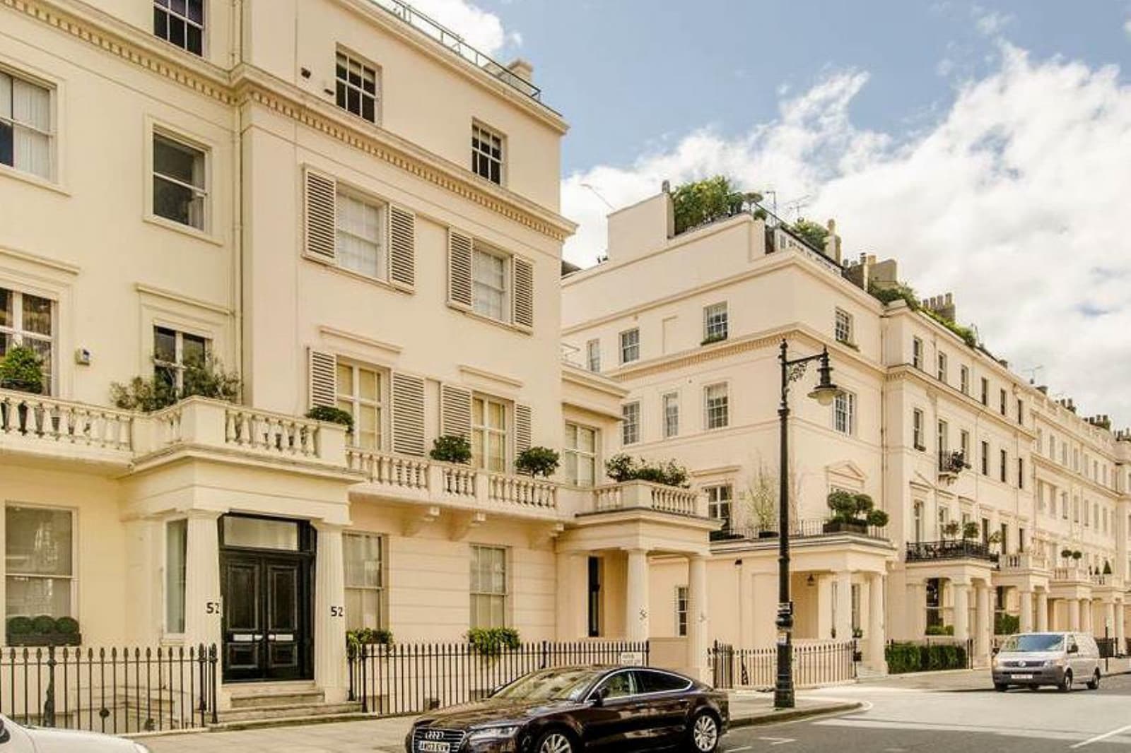 Living in Sw1 - Area Guide | Foxtons