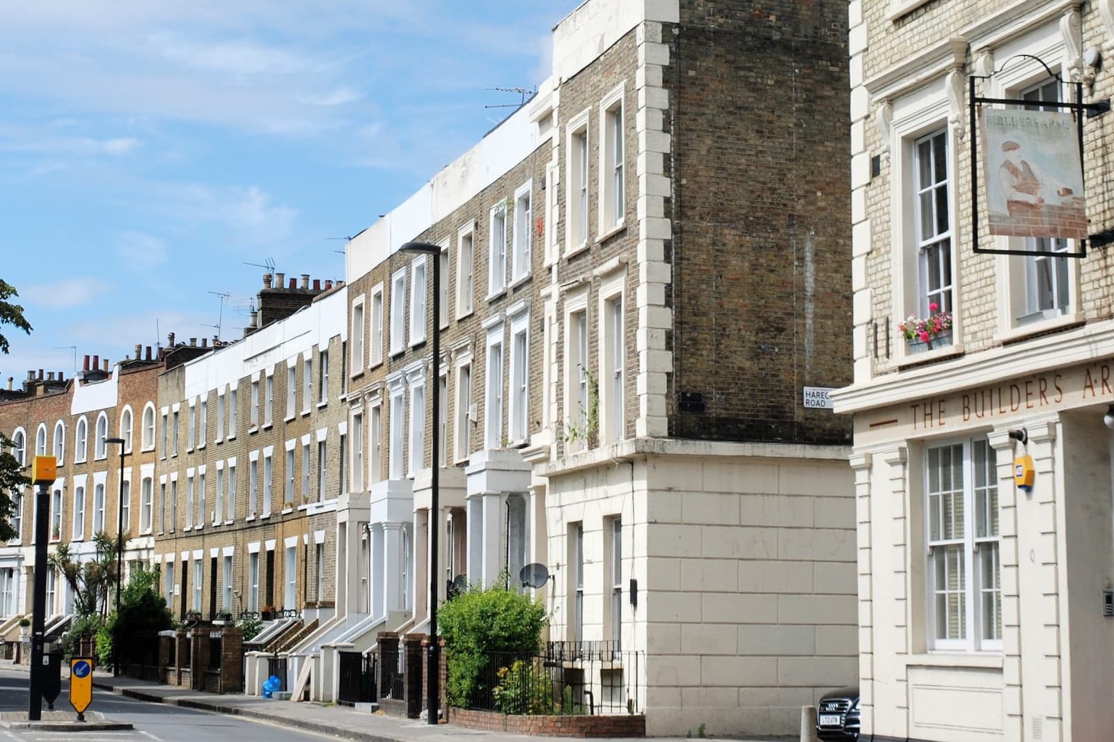 Living in N1 - Area Guide | Foxtons