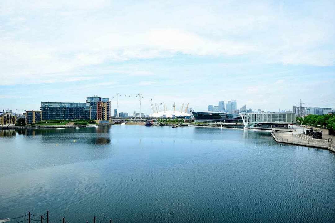 Living in Se28 - Area Guide | Foxtons